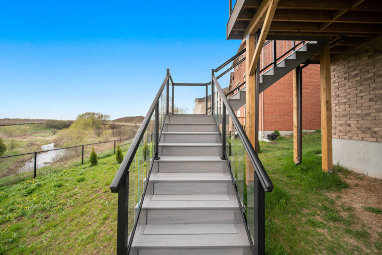 Photo Gallery • Aztec Decks • Premium Decks in Oshawa and Durham Region