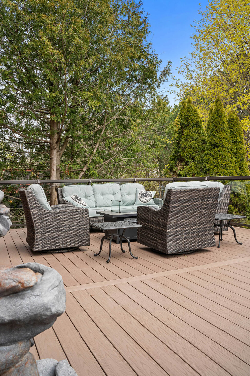 Photo Gallery • Aztec Decks • Premium Decks in Oshawa and Durham Region