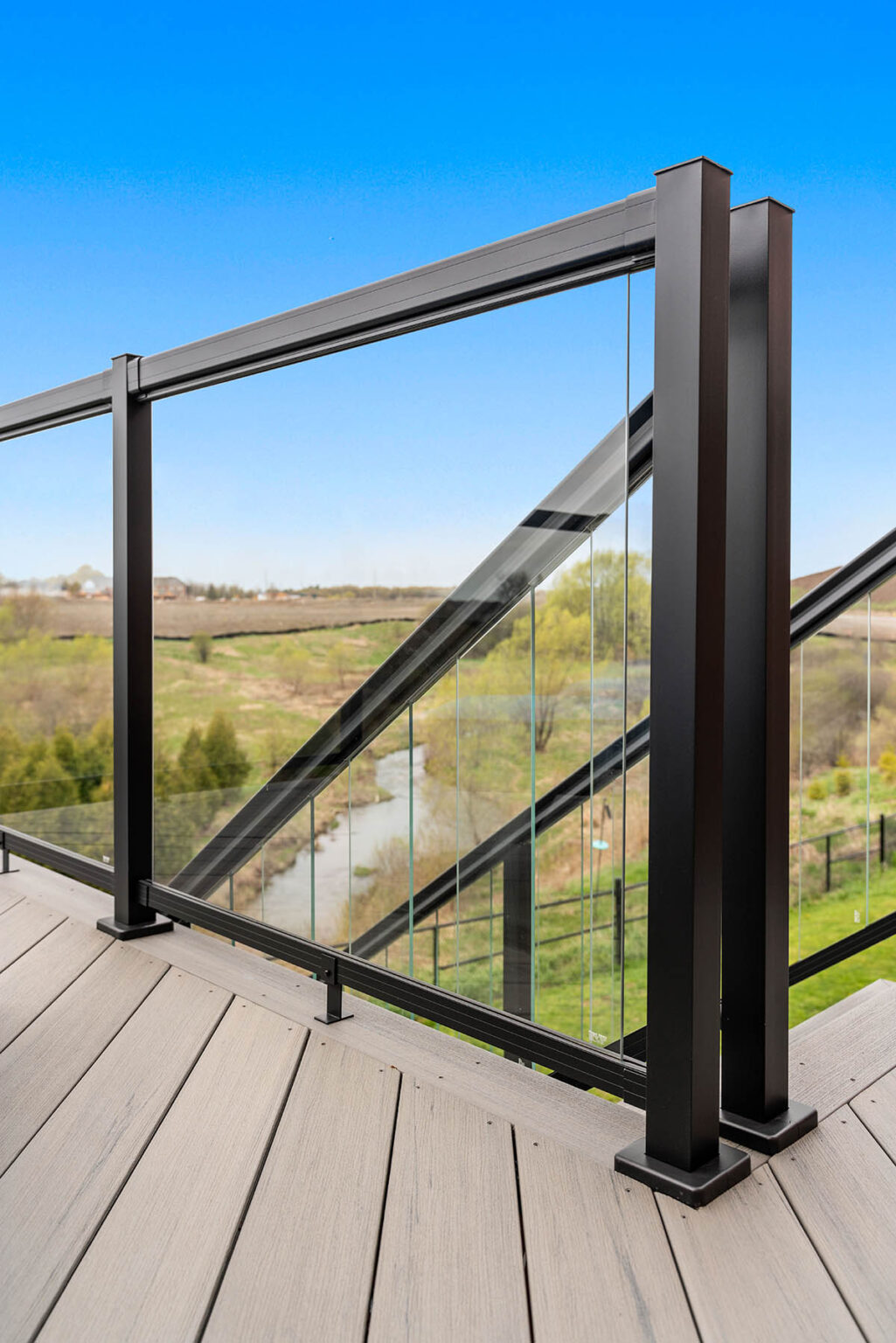 Photo Gallery • Aztec Decks • Premium Decks in Oshawa and Durham Region