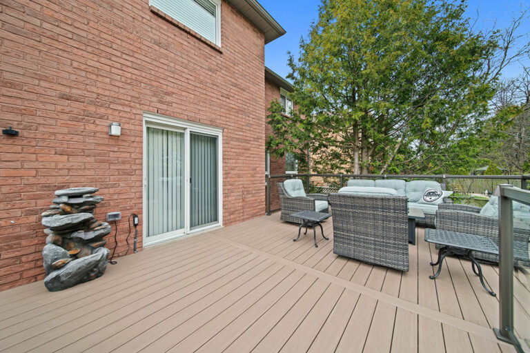 Photo Gallery • Aztec Decks • Premium Decks in Oshawa and Durham Region