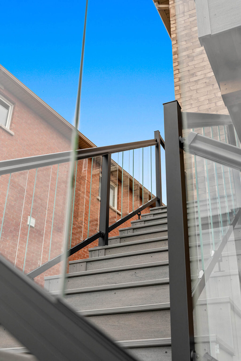 Photo Gallery • Aztec Decks • Premium Decks in Oshawa and Durham Region